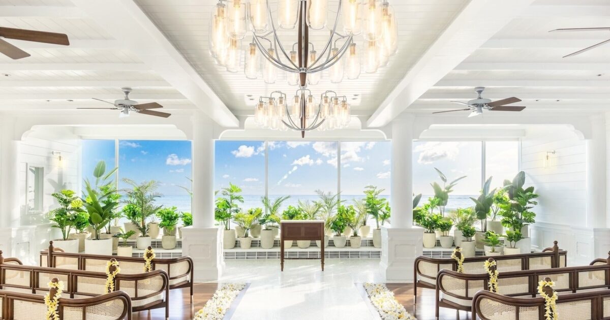 New oceanfront chapel opens in Waikīkī