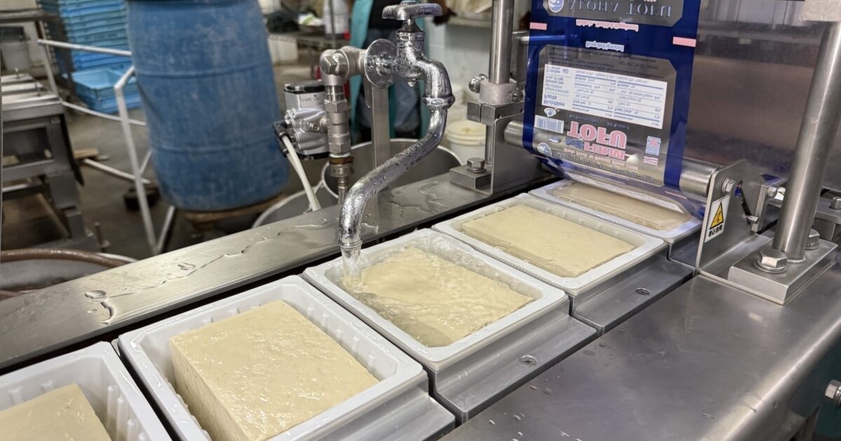 Inside look at Aloha Tofu Factory