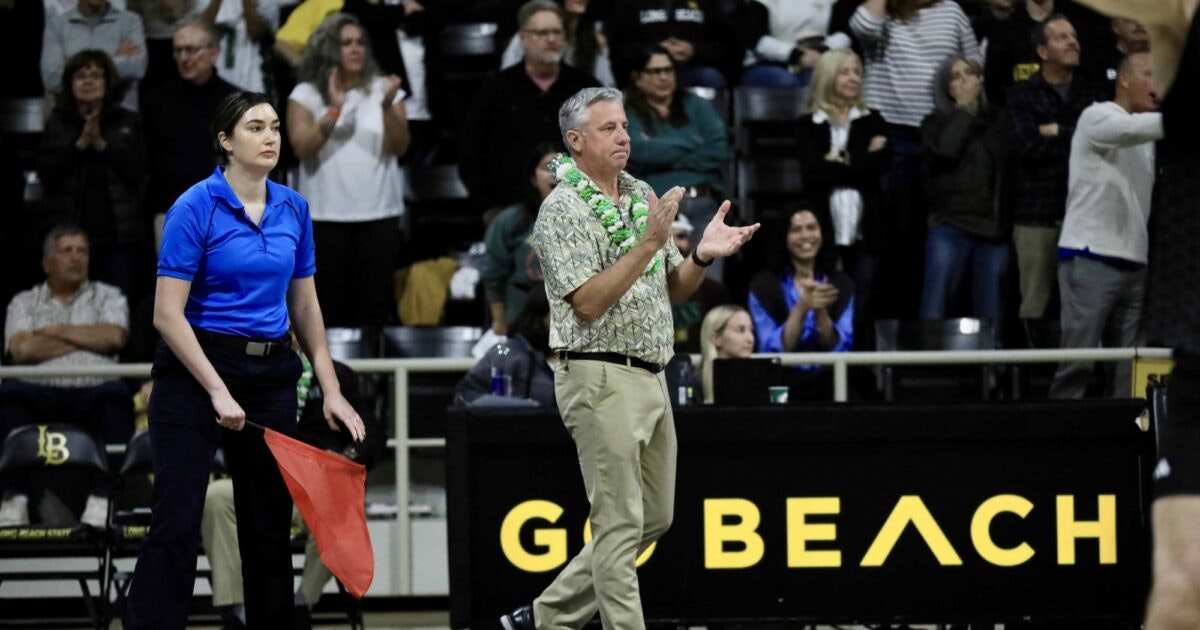 Charlie Wade earns 300th UH win with series sweep of BYU