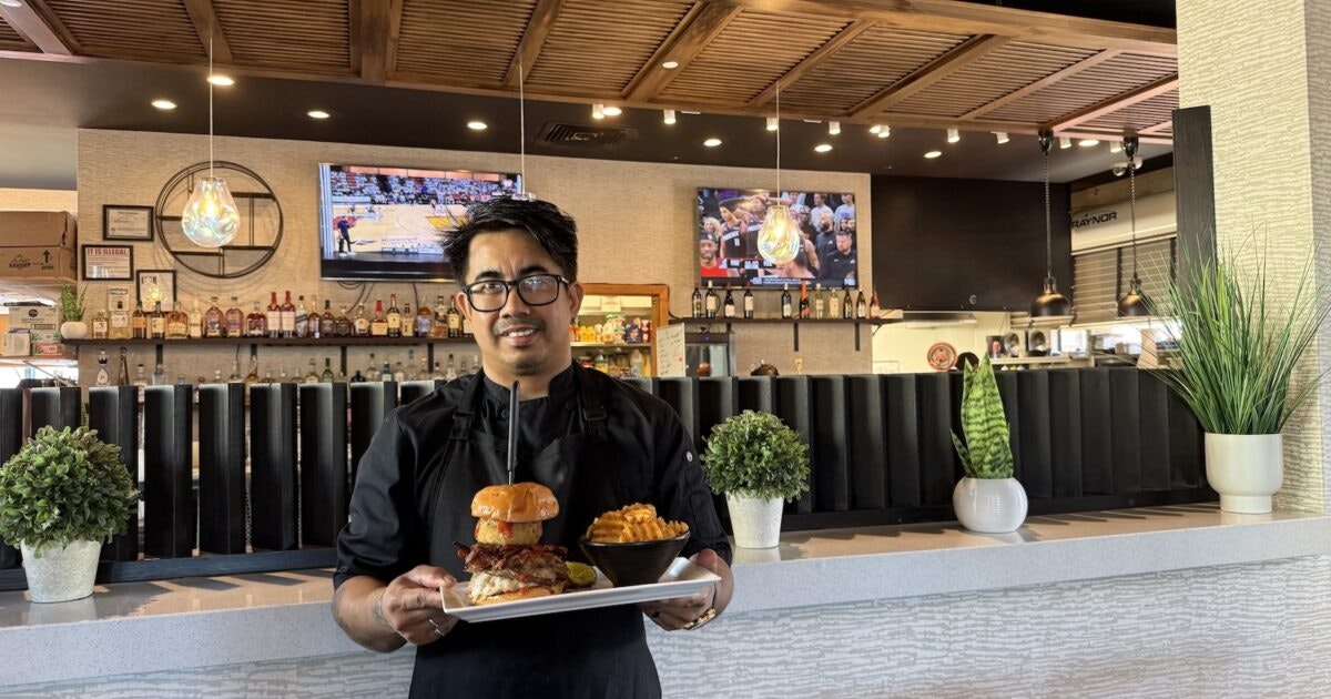 Da Burger Wing Hub opens second location in Kapolei