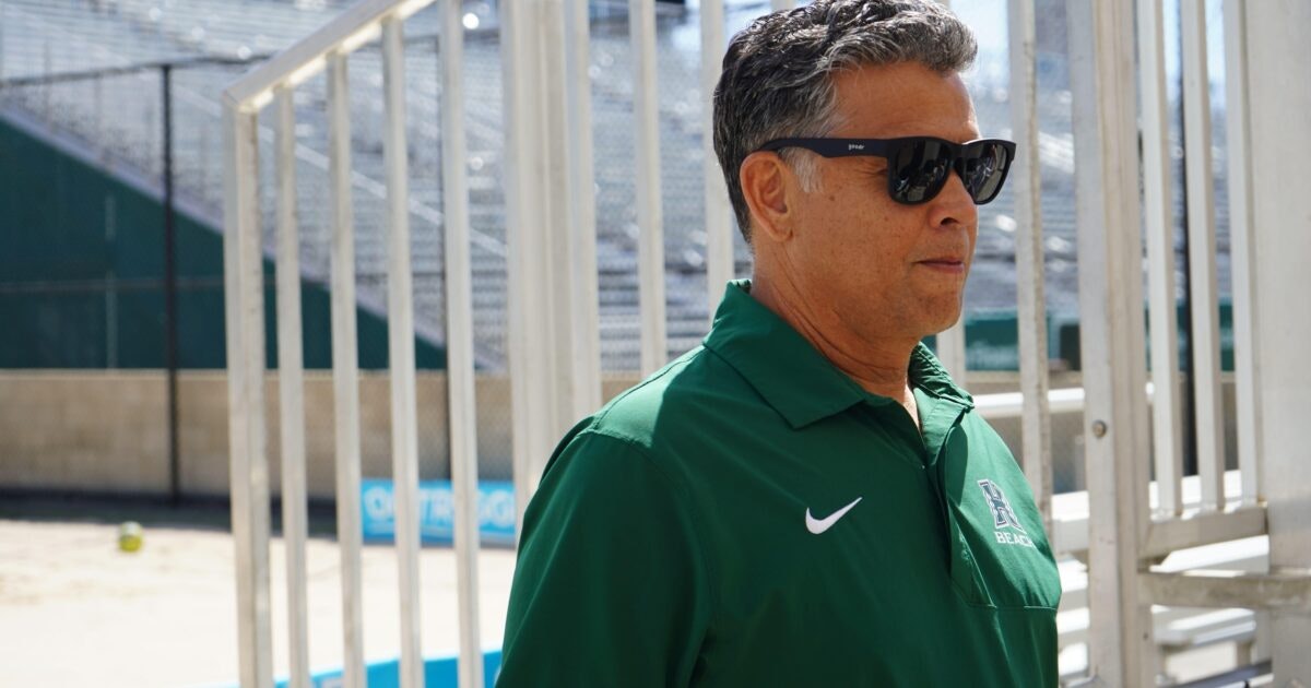 Danny Alvarez set to make debut as Hawai‘i beach volleyball head coach