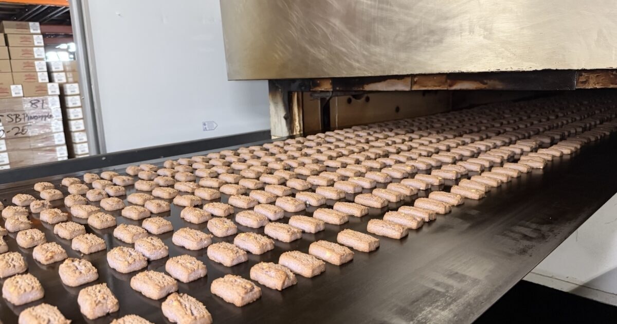 Exclusive tour of Diamond Bakery Hawaiʻi