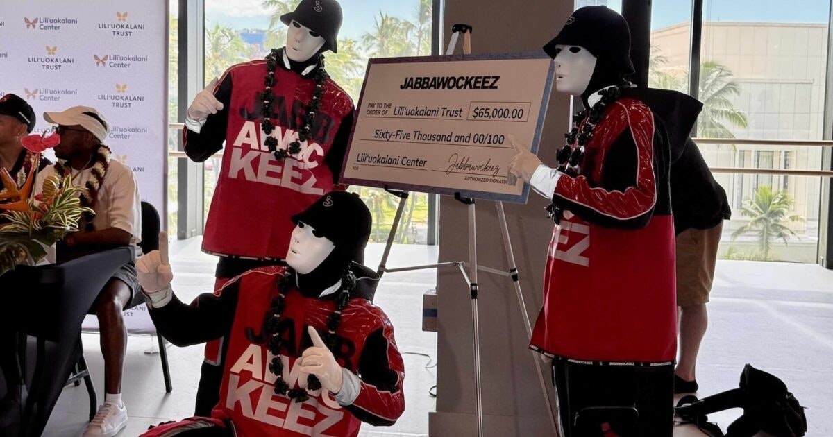 The Jabbawockeez donate and dance benefiting youth at Liliʻuokalani Center