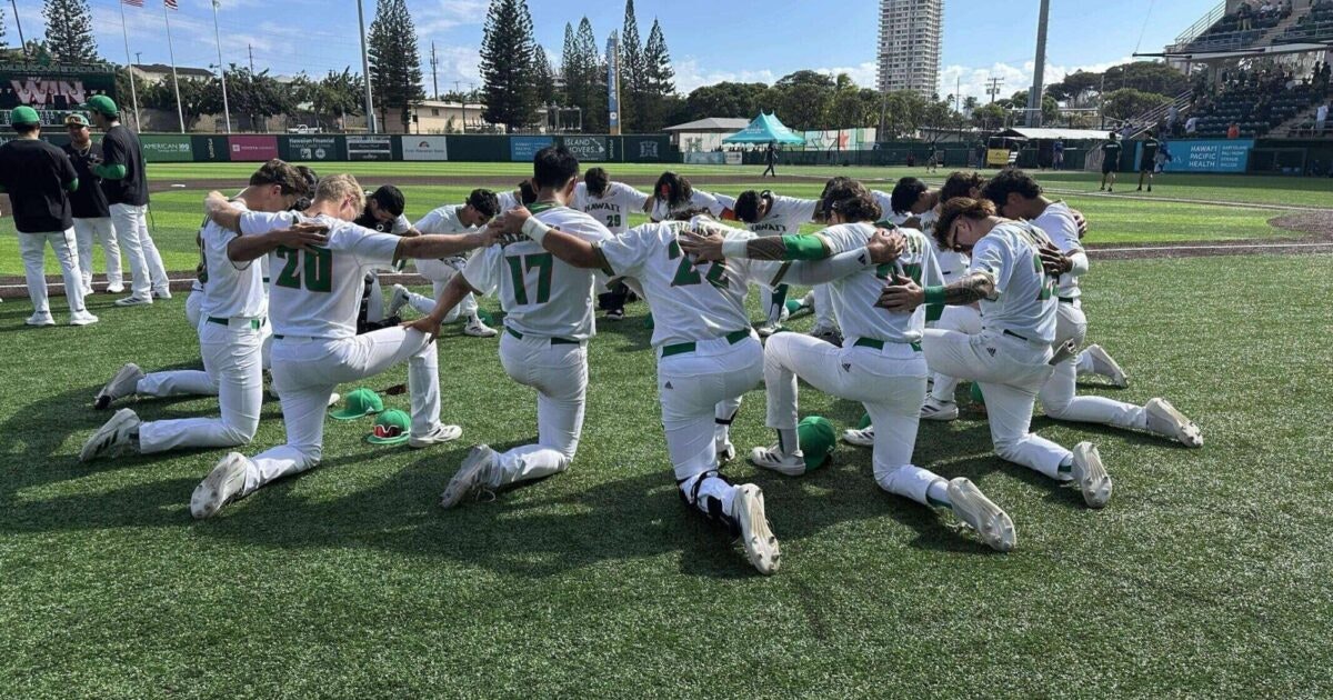 Hawai‘i baseball digs deep in statement series win over No. 15 UCSB