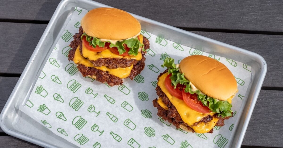 Shake Shack is opening its first Hawaiʻi location