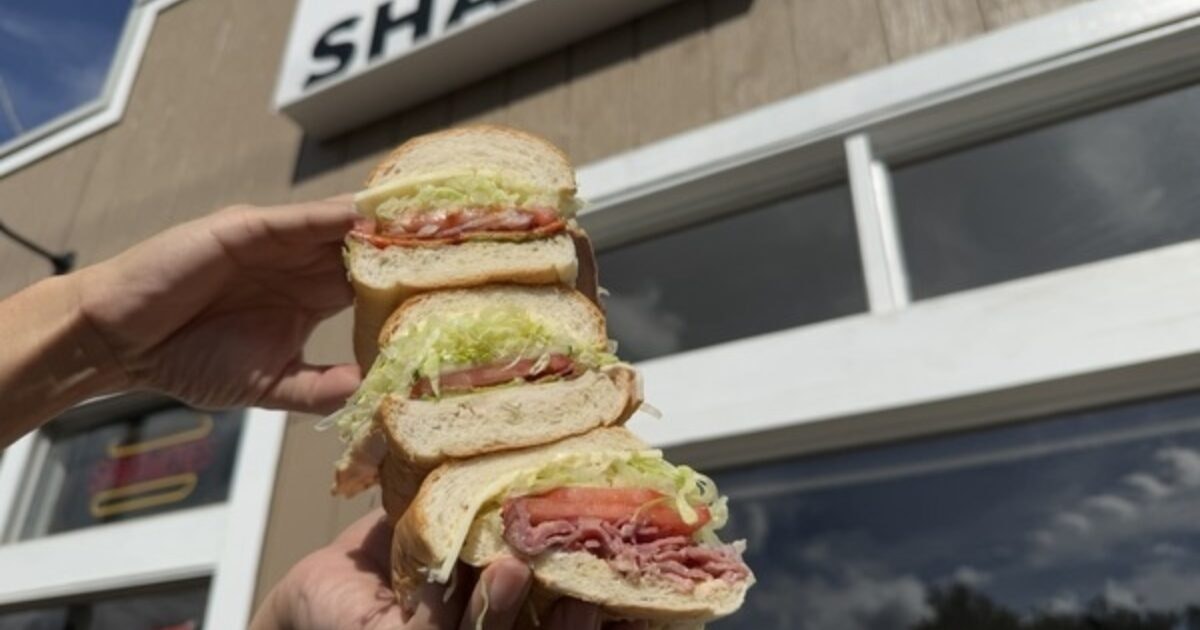 A new sub sandwich shop is open in Wahiawa