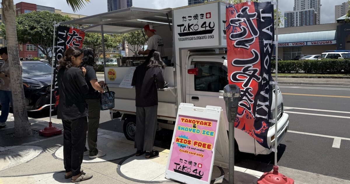 Have you spotted this adorable takoyaki truck?
